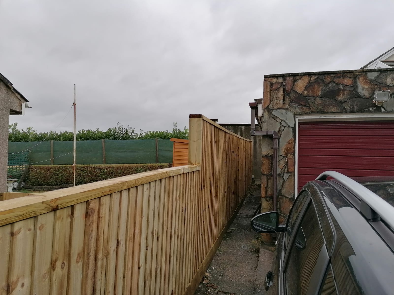 Feather Edge Fencing With Gate | Sheds Ahead